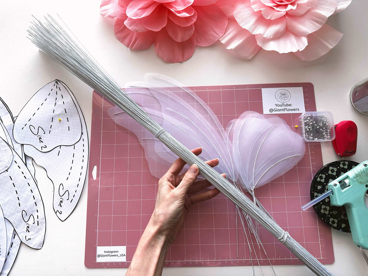 22 Gauge Extra Long White Floral Wire 31" (80cm) for Giant Flowers and ...